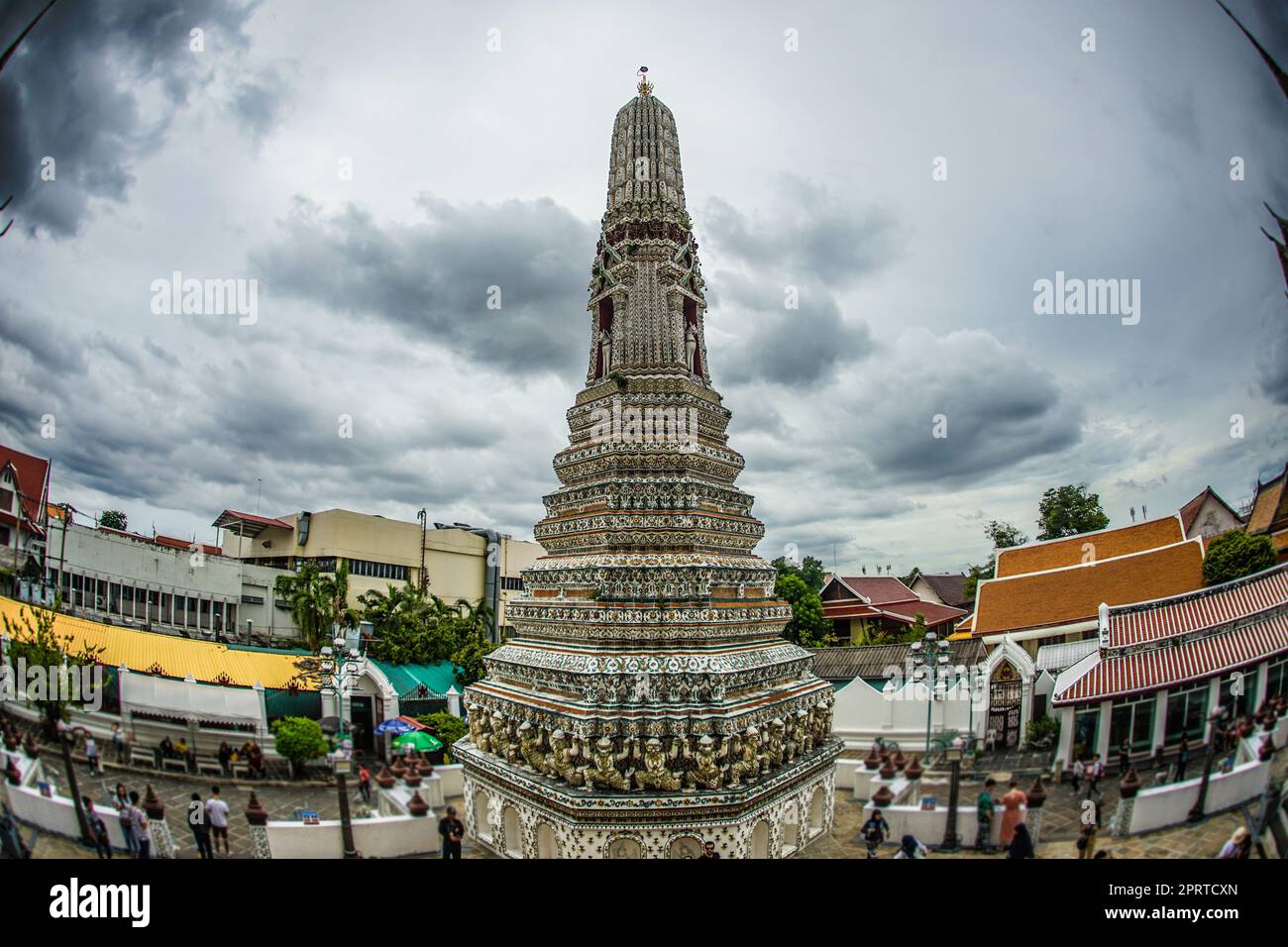 Wat Pole Han Temple (Thailand Bangkok Stock Photo - Alamy