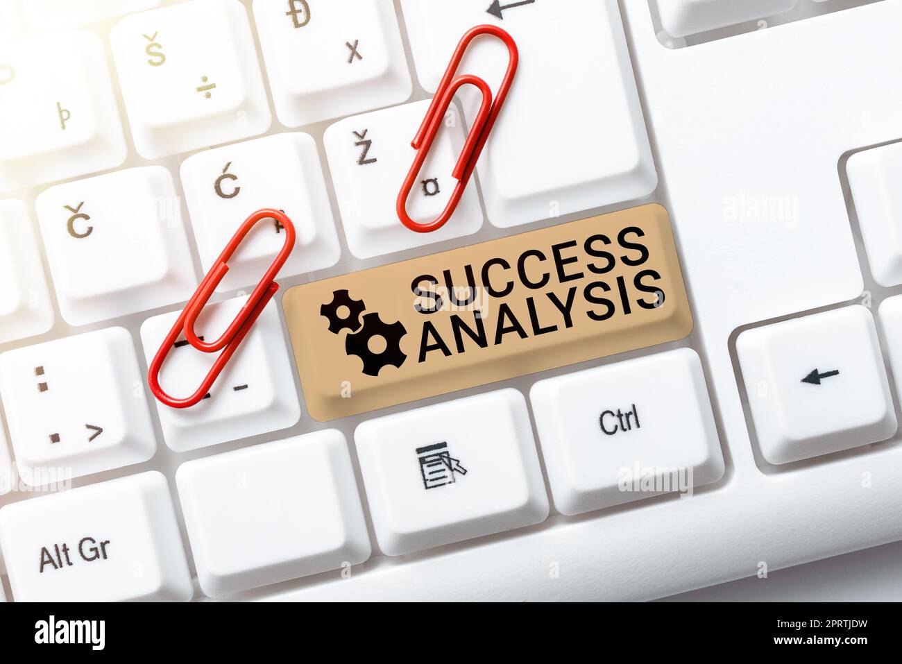 Text sign showing Success Analysiscreating graph to determine increase ...