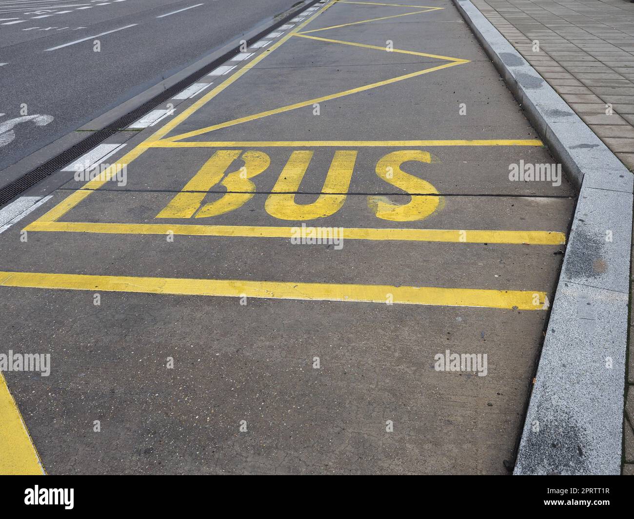 bus stop sign Stock Photo - Alamy