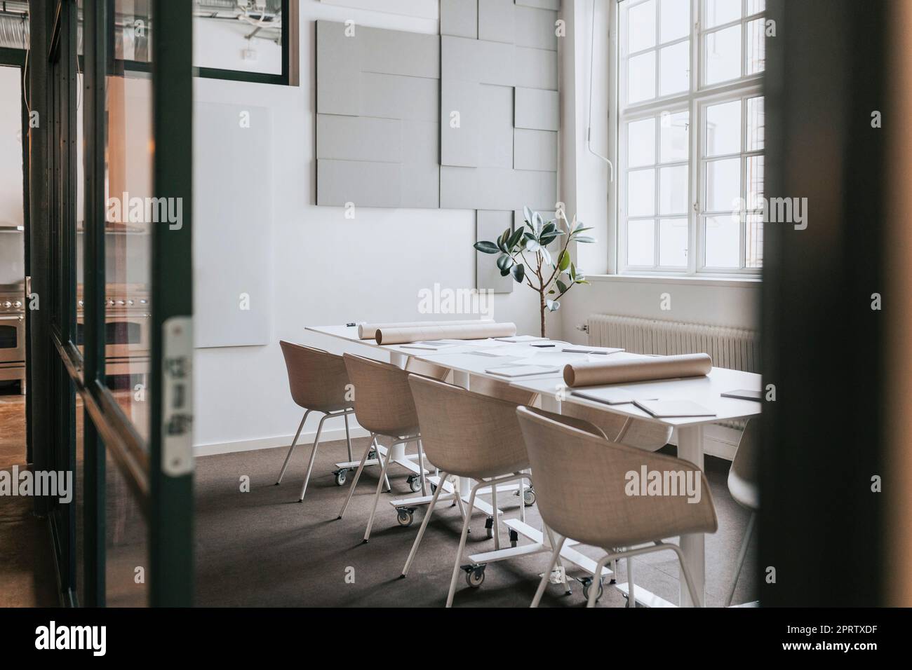 New place of work hi-res stock photography and images - Alamy