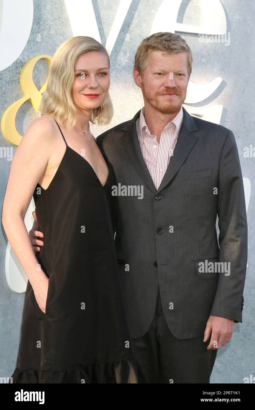 Los Angeles, CA. 26th Apr, 2023. Kirsten Dunst, Jesse Plemons at ...