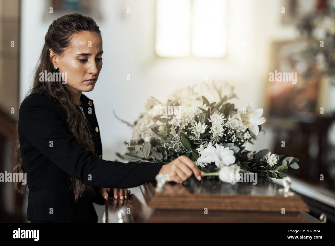 Loved one in coffin woman hi-res stock photography and images - Alamy