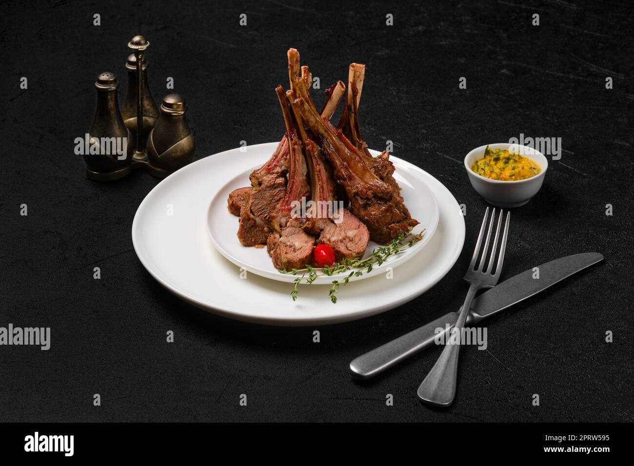 Rack of lamb restaurant hi-res stock photography and images - Alamy
