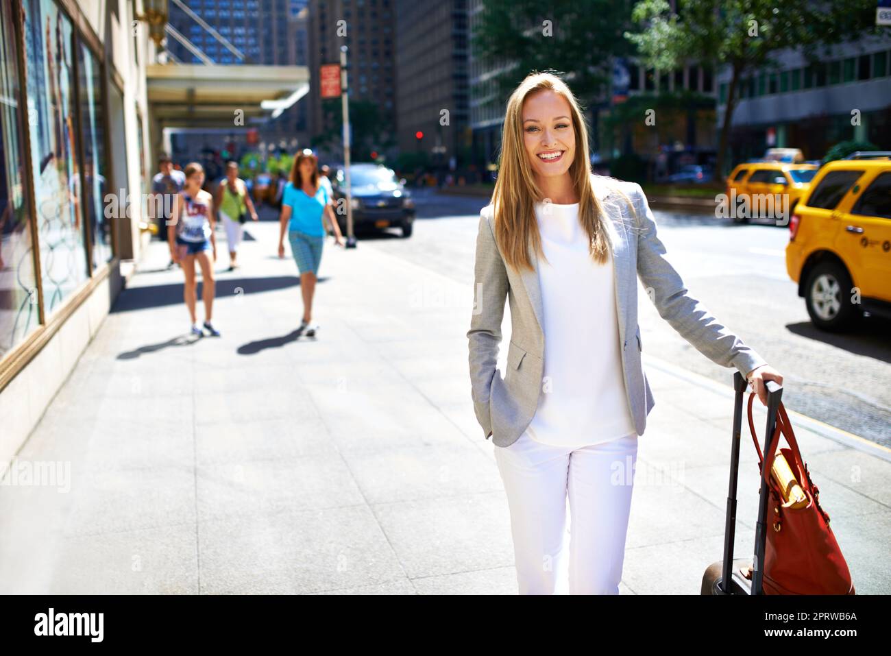 Women walking around hi-res stock photography and images - Alamy