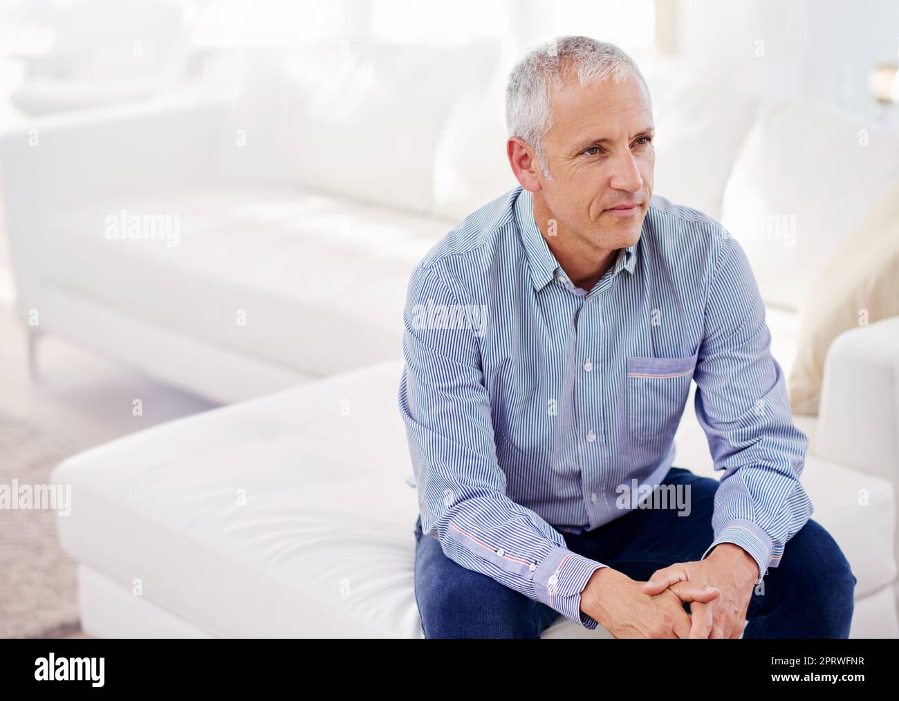 Man in deep thinking hi-res stock photography and images - Alamy