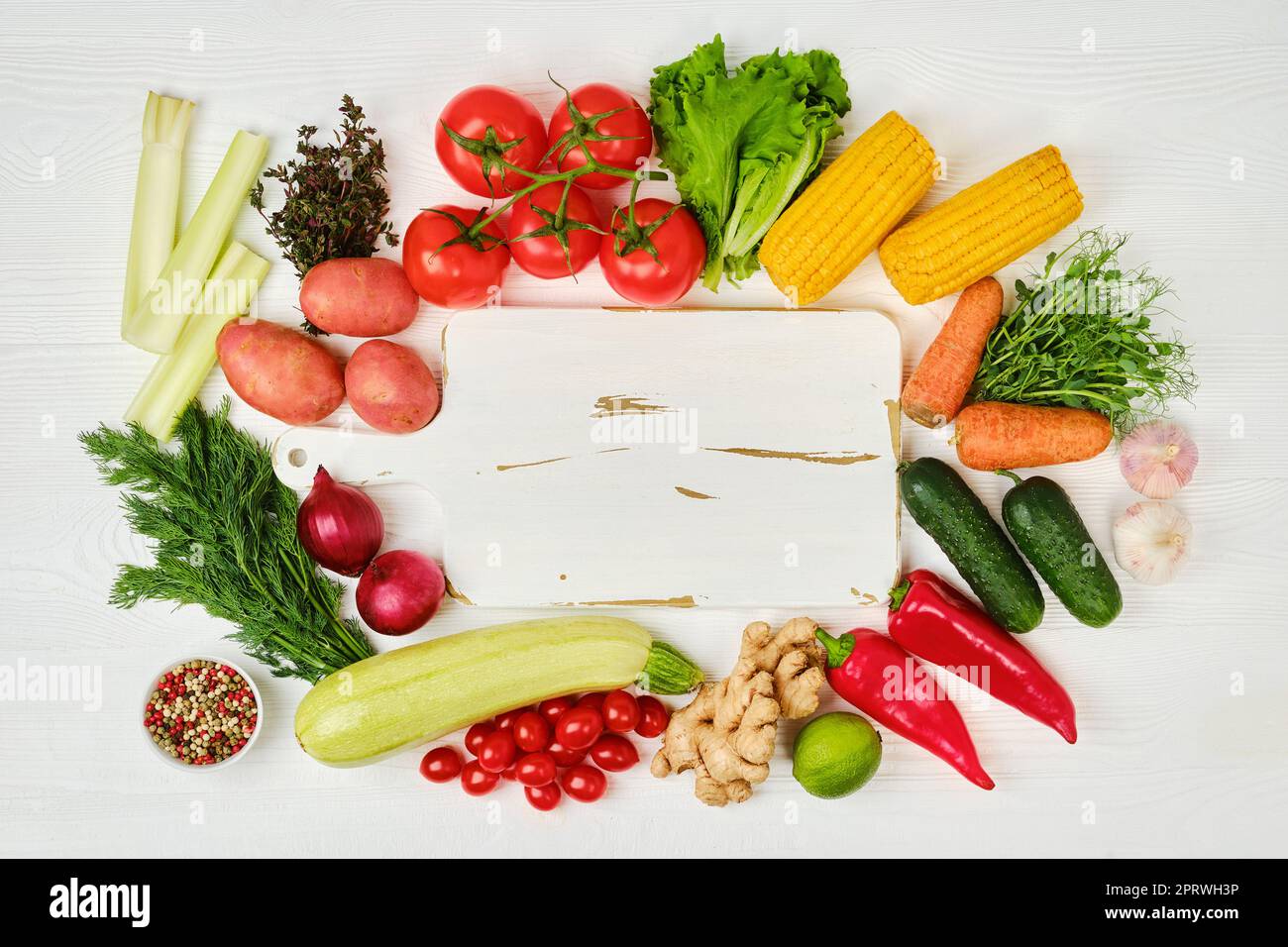 Overhead view grocery store hi-res stock photography and images - Alamy