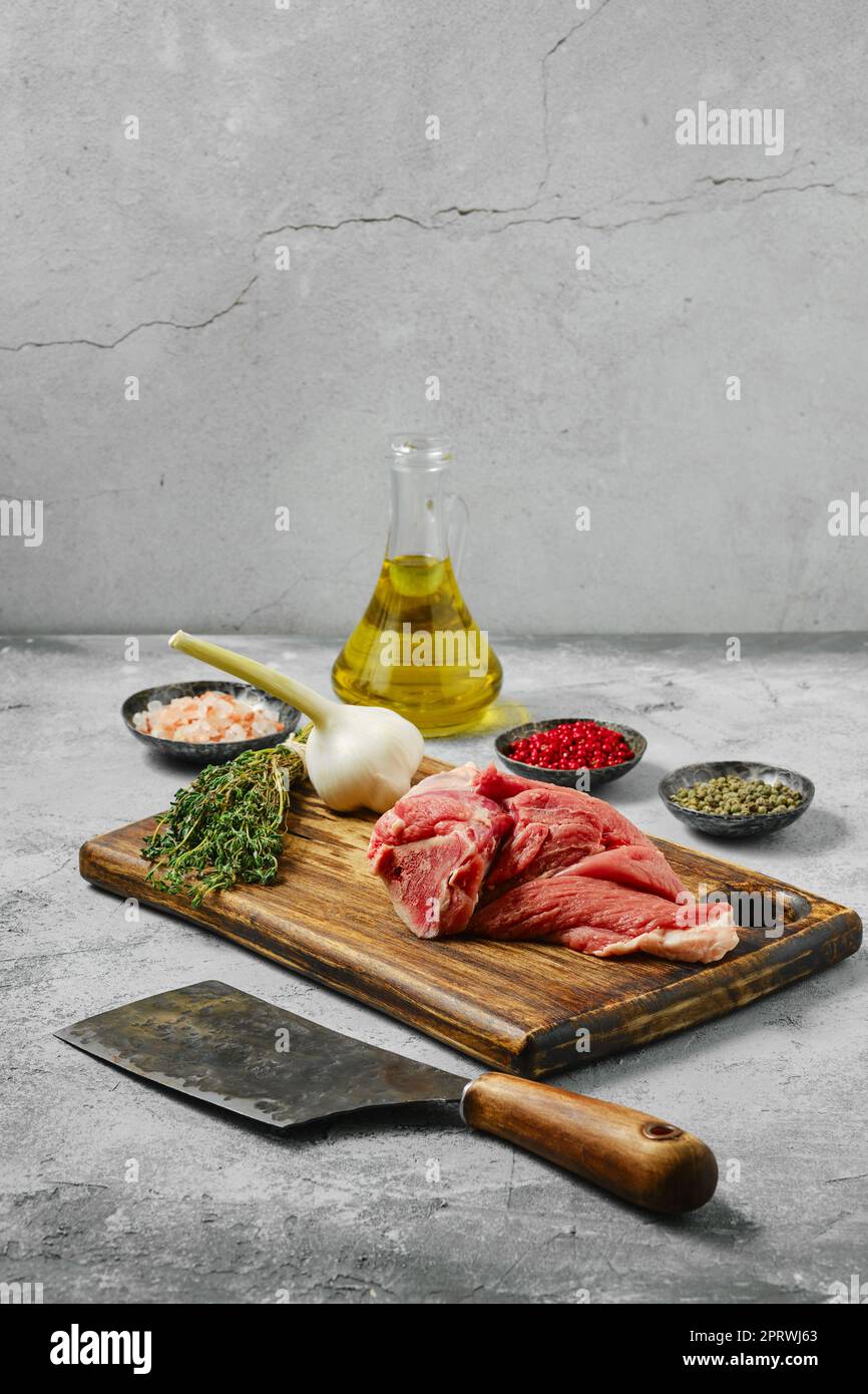 Fresh lamb hi-res stock photography and images - Alamy