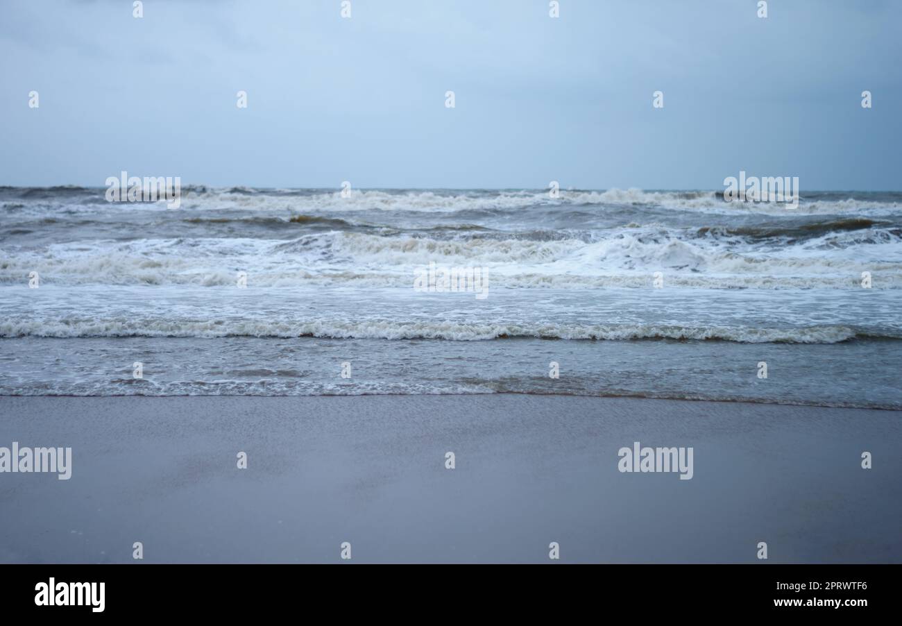Puri sea beach hi-res stock photography and images - Alamy