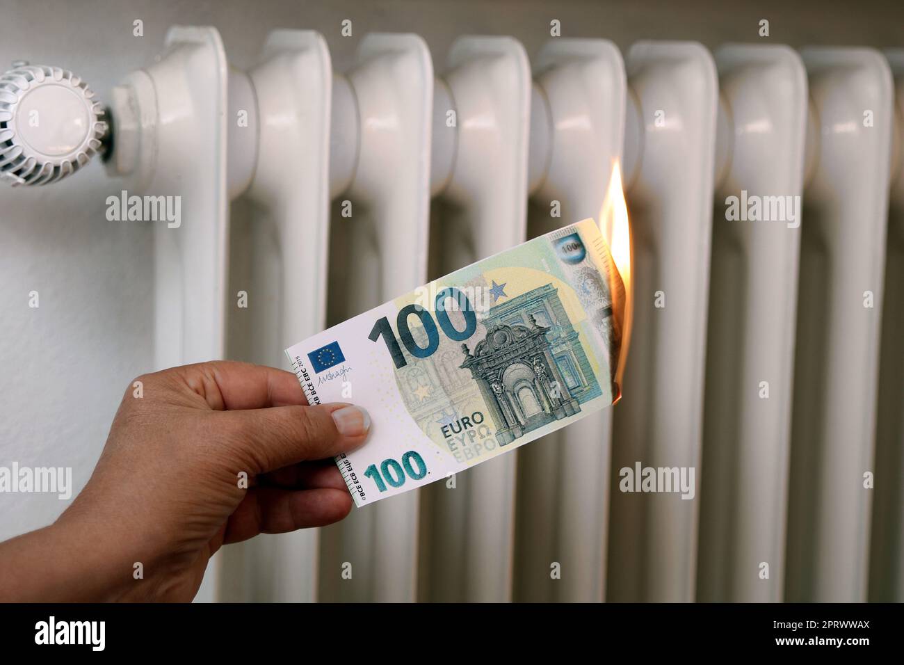 Poverty and inflation hi-res stock photography and images - Alamy