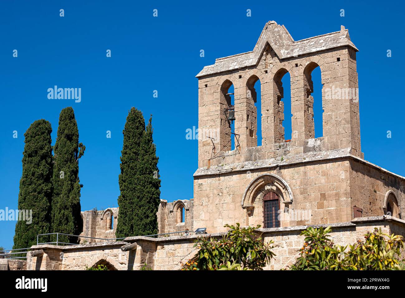 Bellapais abbey exterior hi-res stock photography and images - Alamy