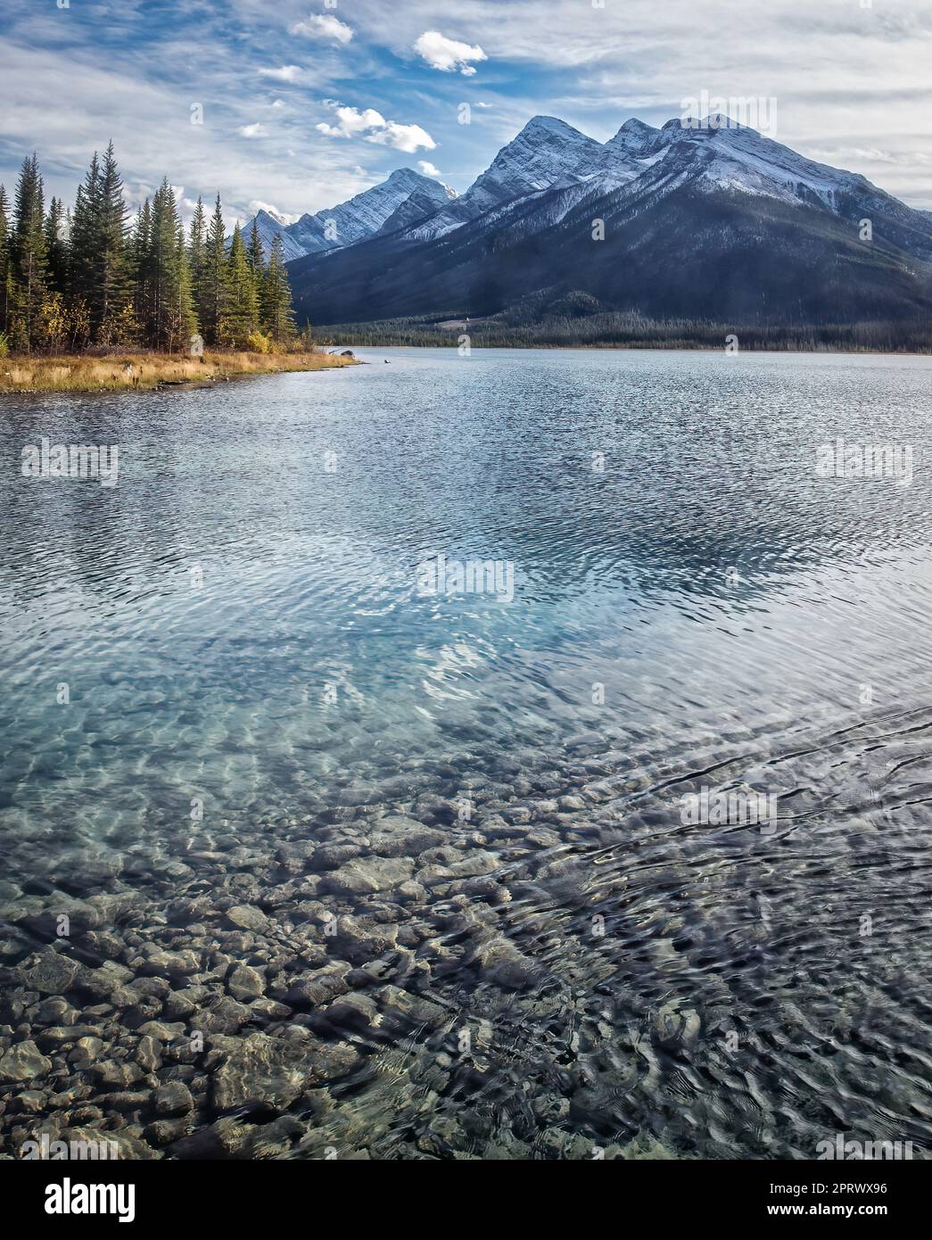 Crystal Clear Canadian Lake Water Stock Photo - Alamy