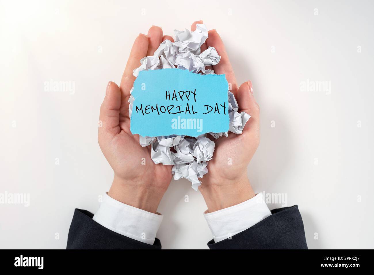 Hand writing sign Happy Memorial DayHonoring Remembering those who died ...