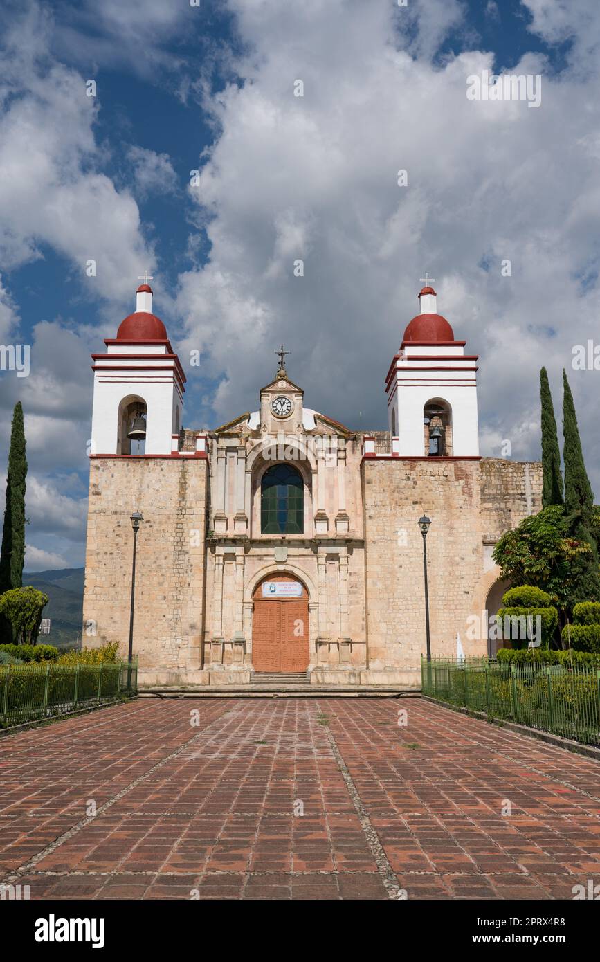 The 16th Century Church of Saint Peter and Saint Paul in Villa de Etla ...