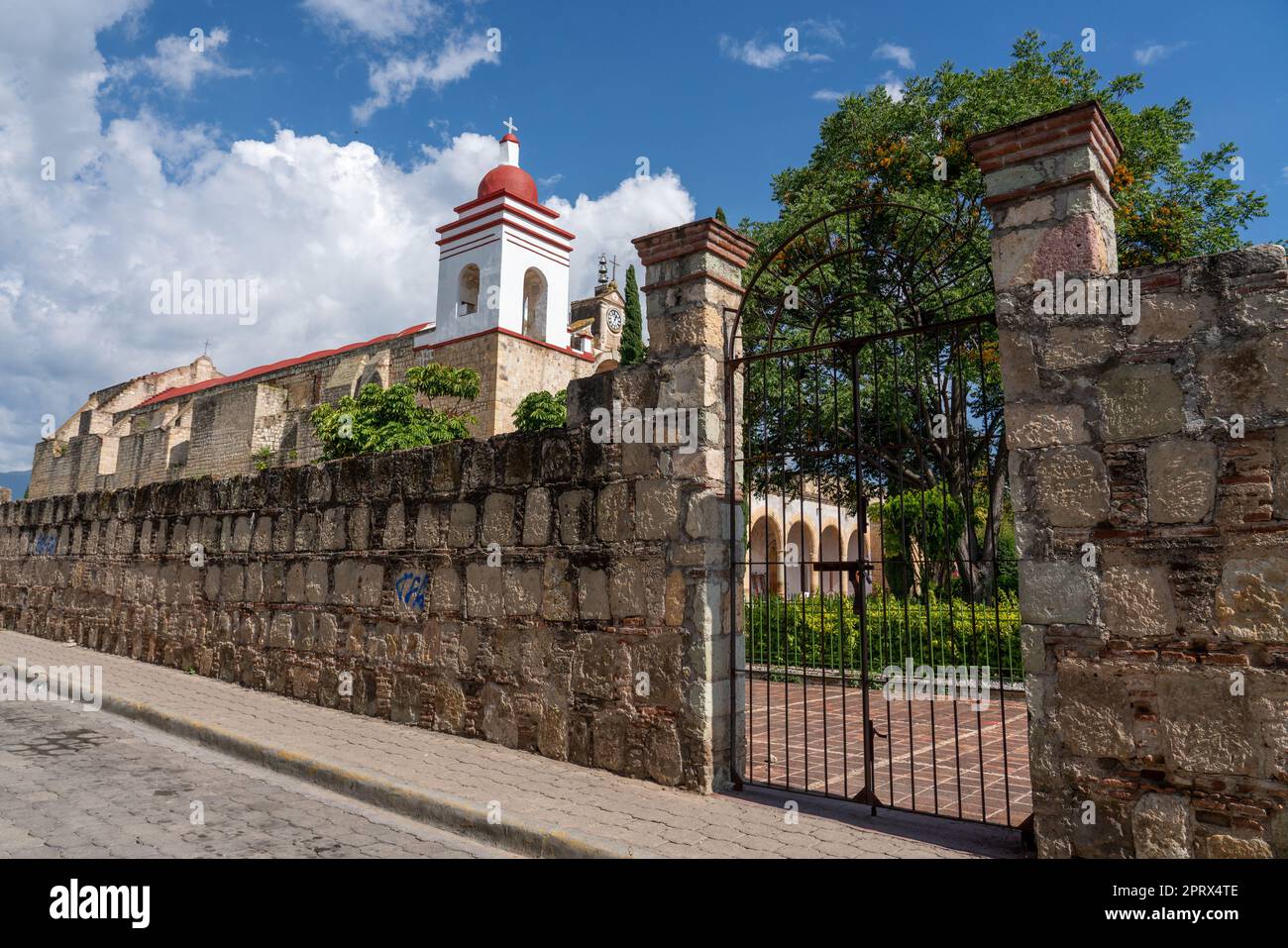 The 16th Century Church of Saint Peter and Saint Paul in Villa de Etla ...