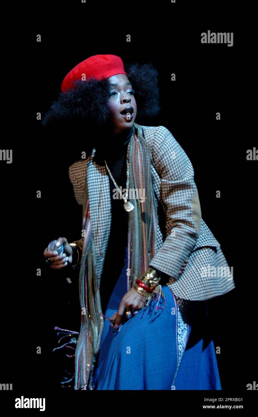 Milan Italy 2005-12-05 : Lauryn Hill singer of the Fugees during the ...