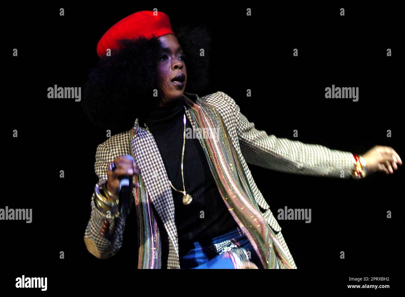 Milan Italy 2005-12-05 : Lauryn Hill singer of the Fugees during the ...