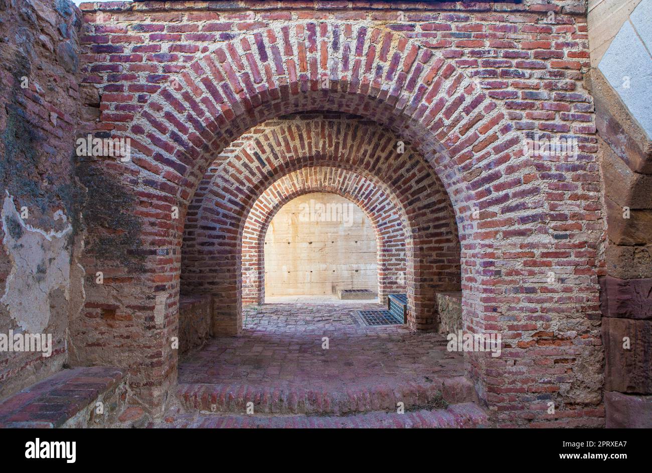 Reina muslim citadel hi-res stock photography and images - Alamy