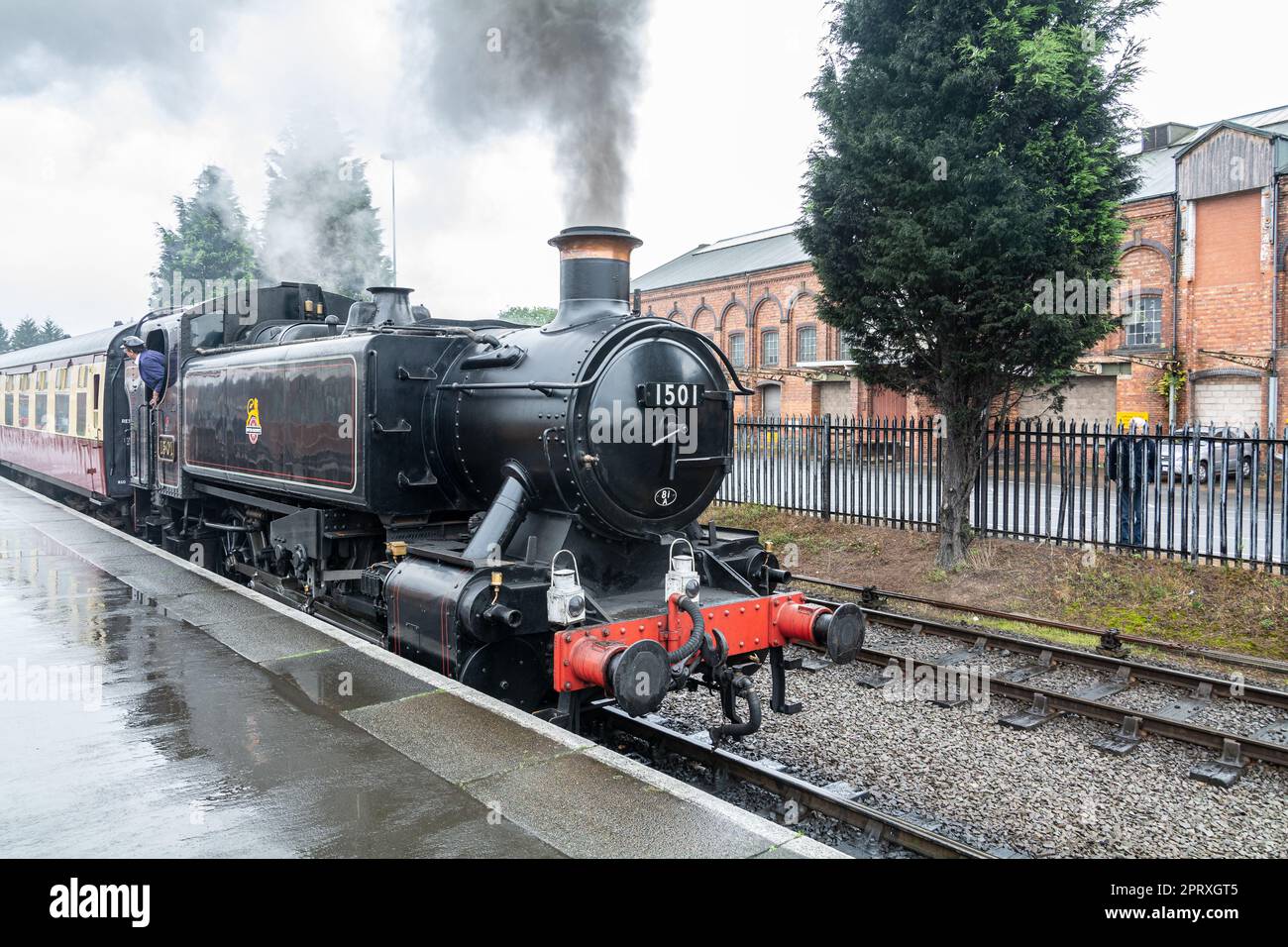 Locomotive 1501 Locomotive on the Severn Valley Steam Heritage railway ...