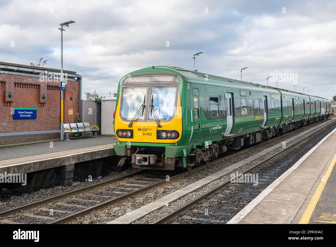 Train at Drumcondra - Droim Chonrach Railway Station, Dublin, Ireland ...
