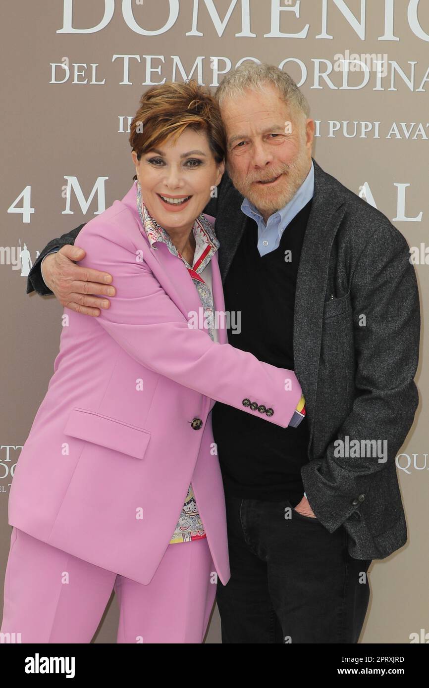 Gabriele lavia and edwige fenech hi-res stock photography and images ...