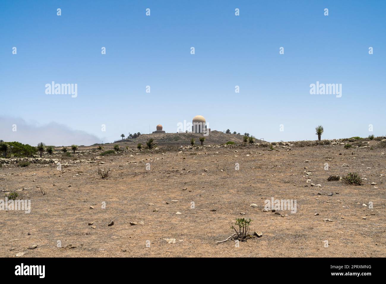 Automatic dependent surveillance broadcast hi-res stock photography and ...