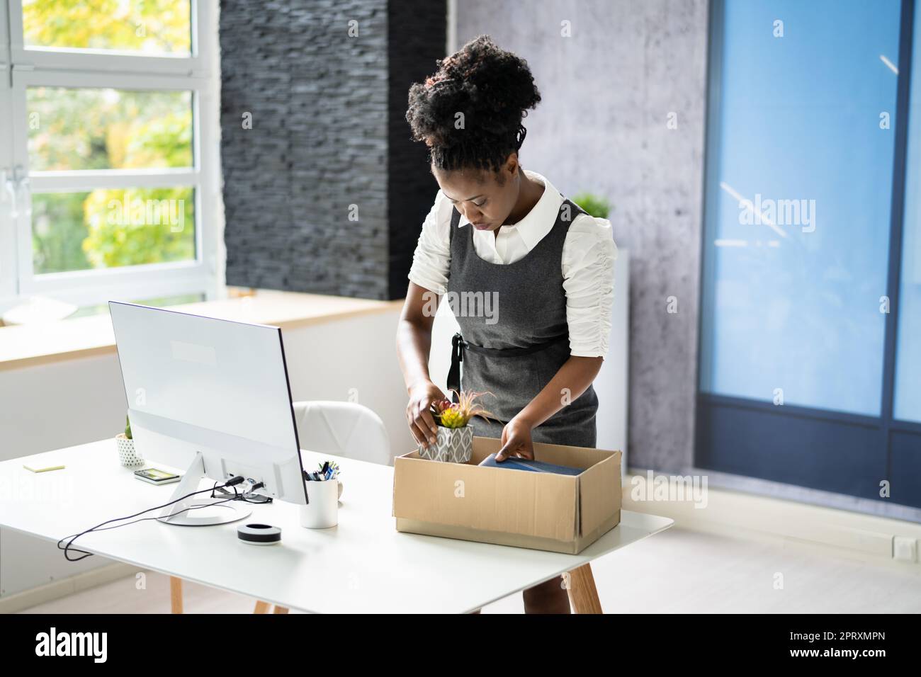 Resigning from job hi-res stock photography and images - Alamy