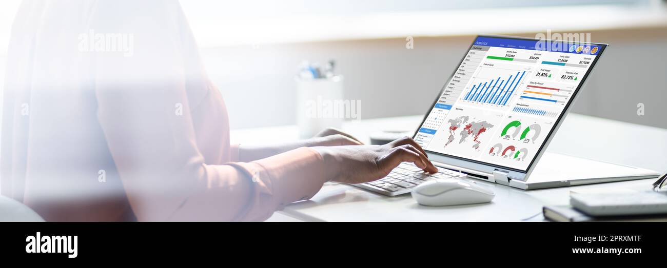Data Analyst Using Data Analytics KPI Dashboard Stock Photo - Alamy