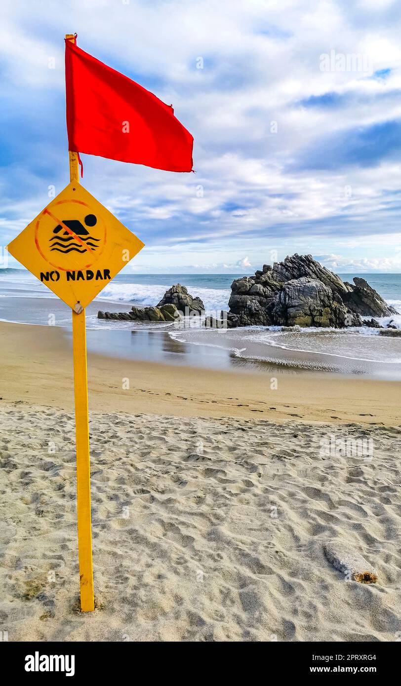 Red flag swimming prohibited high waves in Zicatela Puerto Escondido ...