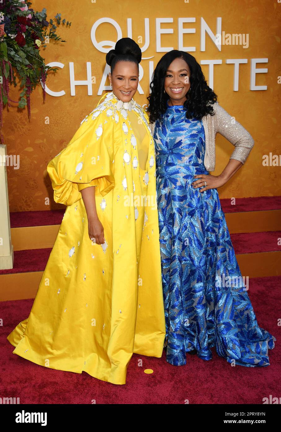 LOS ANGELES, CALIFORNIA - APRIL 26: (L-R) Golda Rosheuvel and Shonda ...