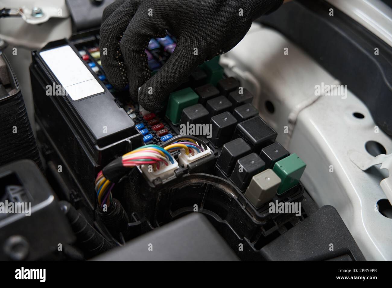 Car electrical works hi-res stock photography and images - Alamy