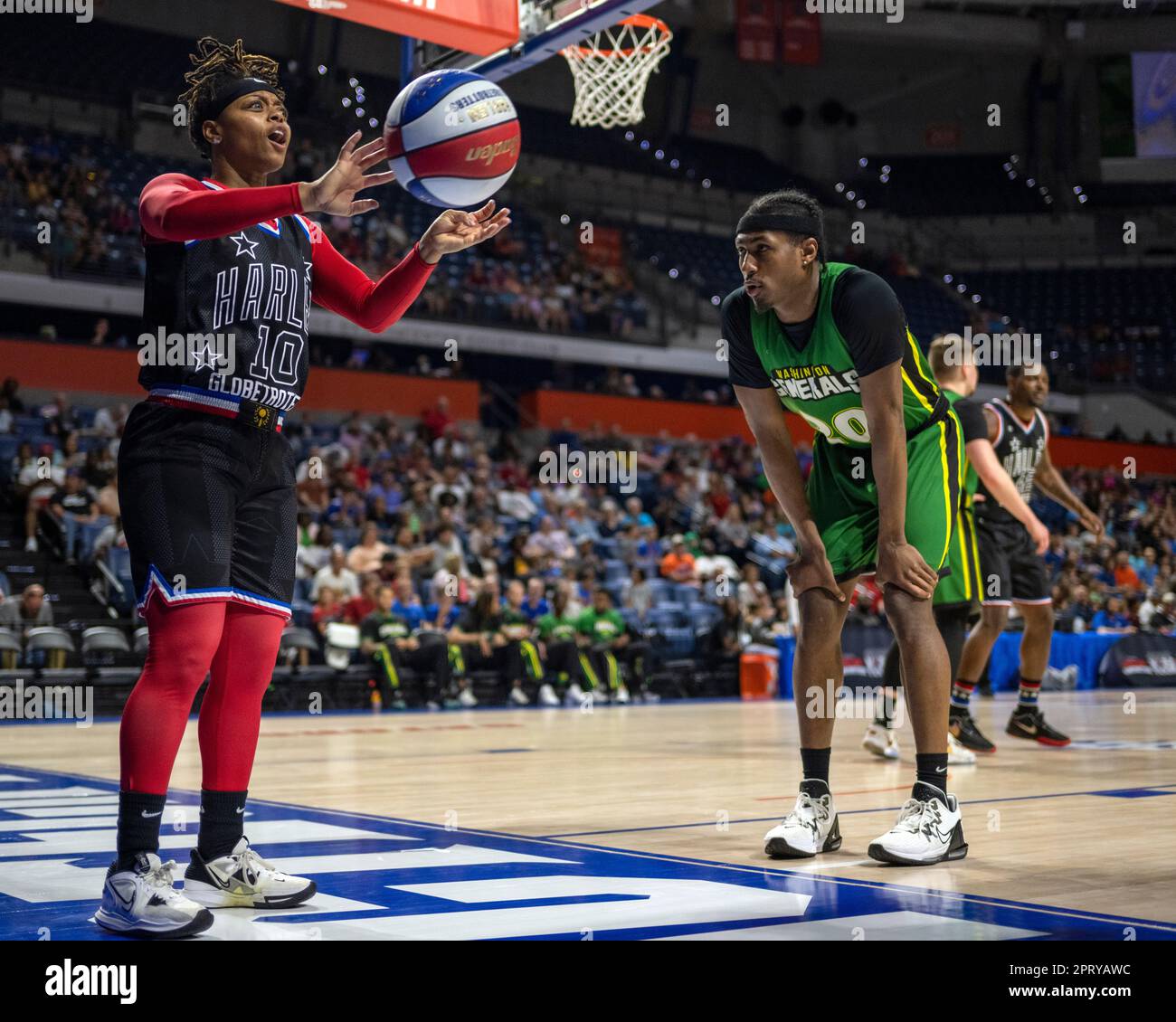 Harlem globetrotters torch george hi-res stock photography and images ...