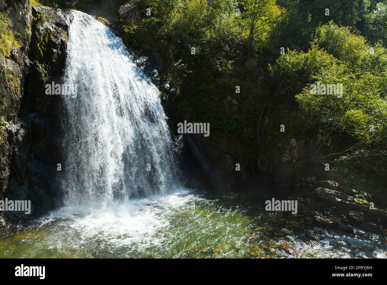 Altai waterfall hi-res stock photography and images - Alamy