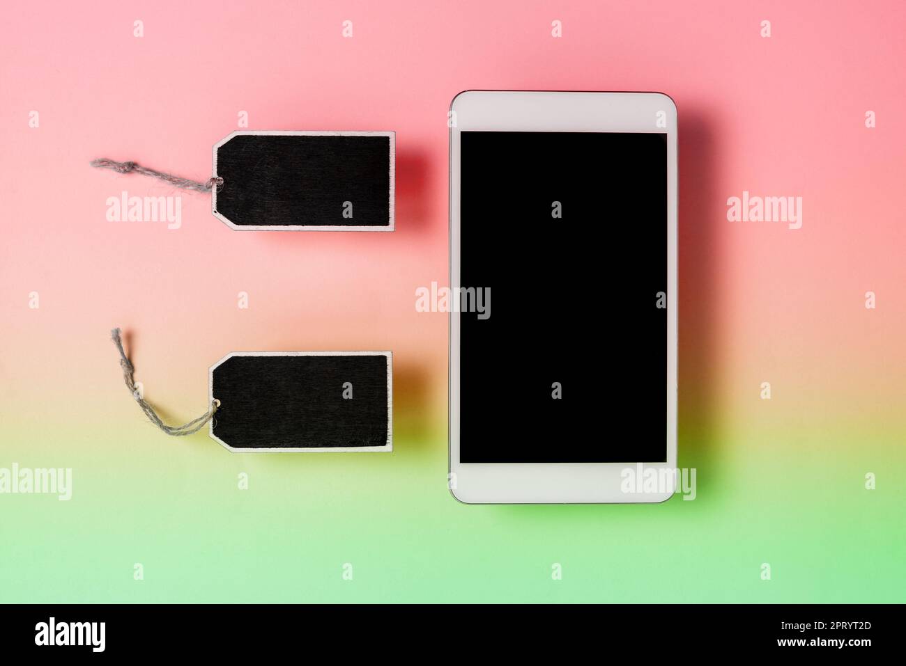 Mobile Phone Screen With Important Message On Desk Stock Photo - Alamy