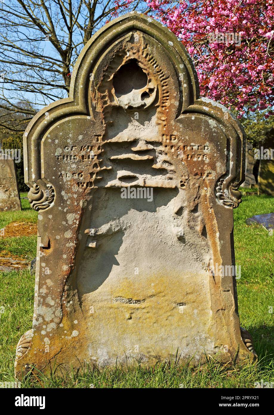 Erosion of headstone hi-res stock photography and images - Alamy