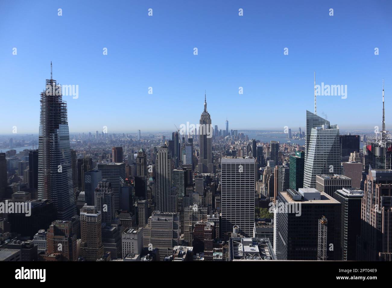 East view from top of the rockefeller building hi-res stock photography ...