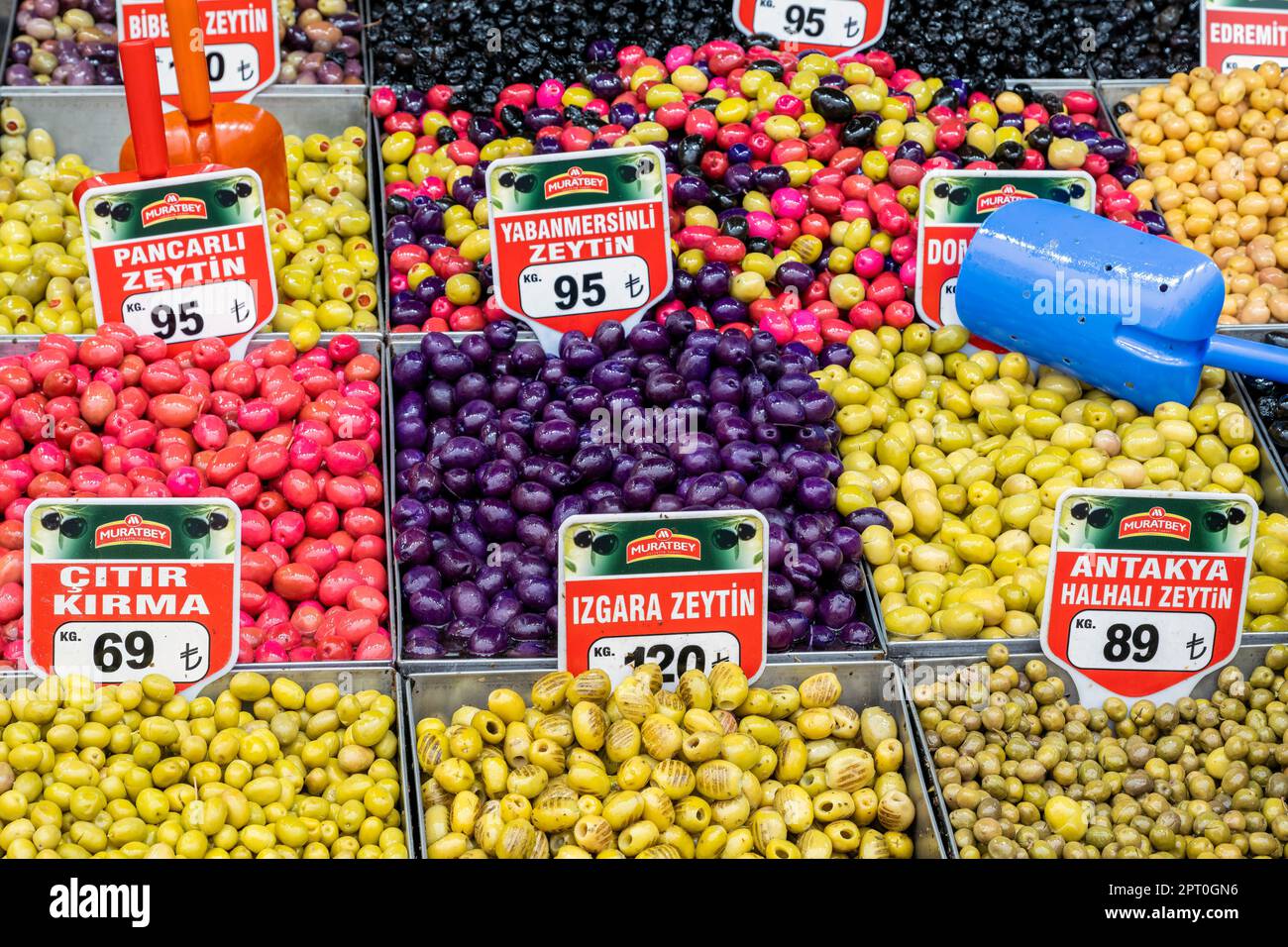 Mediterranean street food hi-res stock photography and images - Alamy