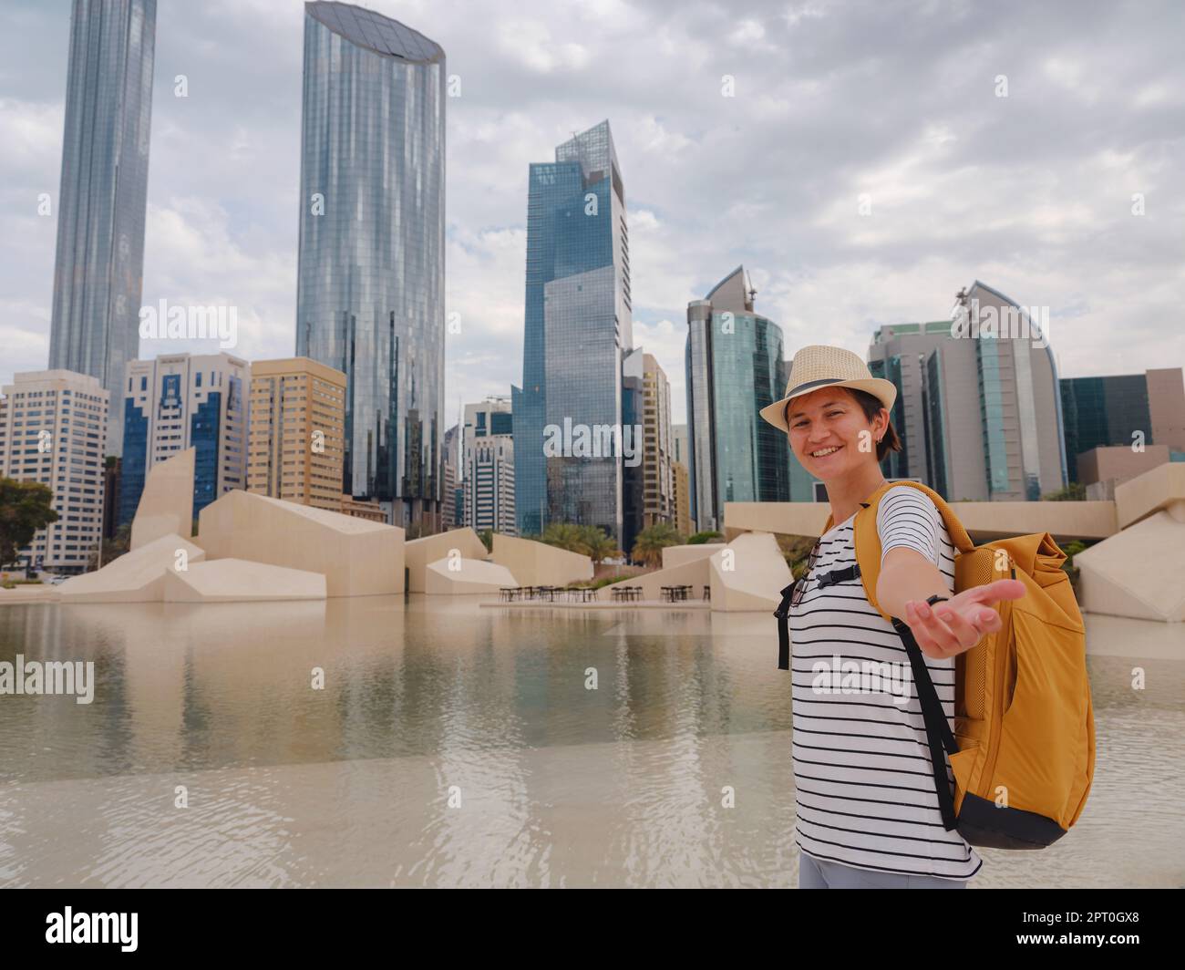 travel to the United Arab Emirates, Happy young asian female traveler ...