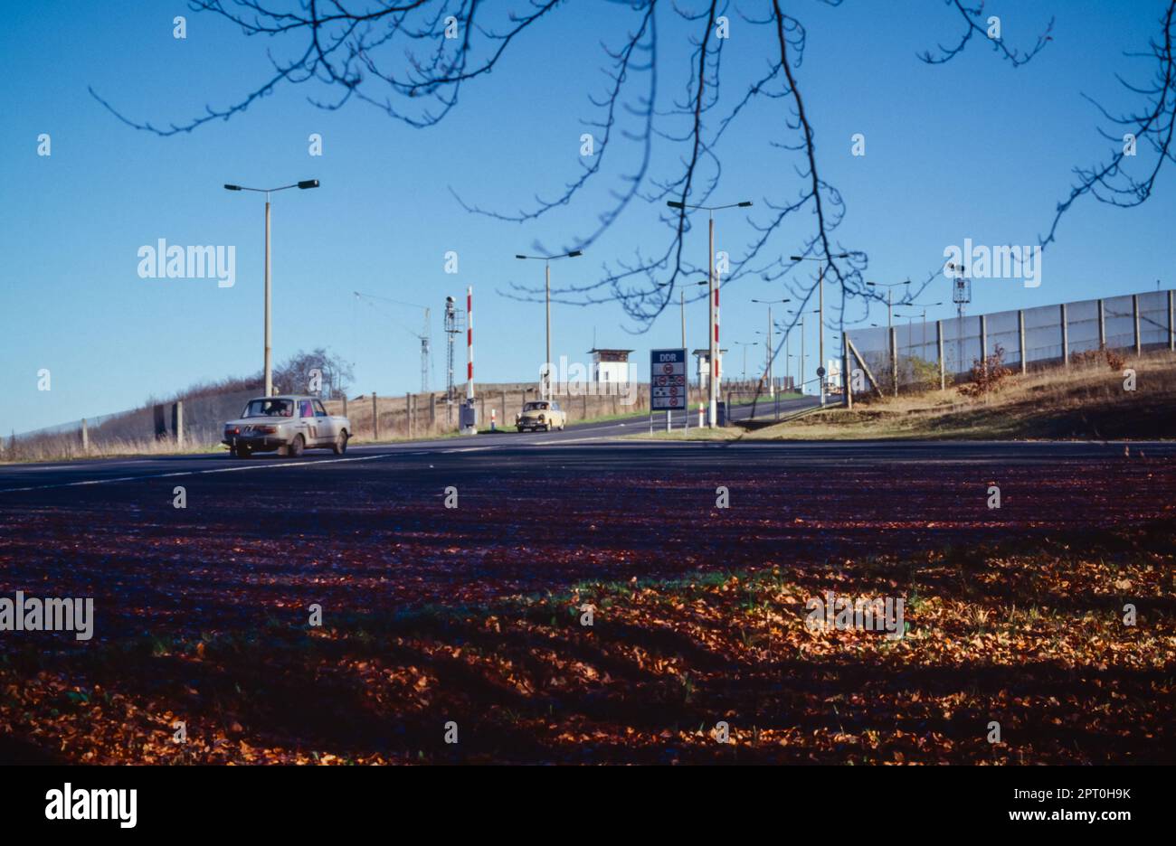 Vor wiedervereinigung hi-res stock photography and images - Alamy