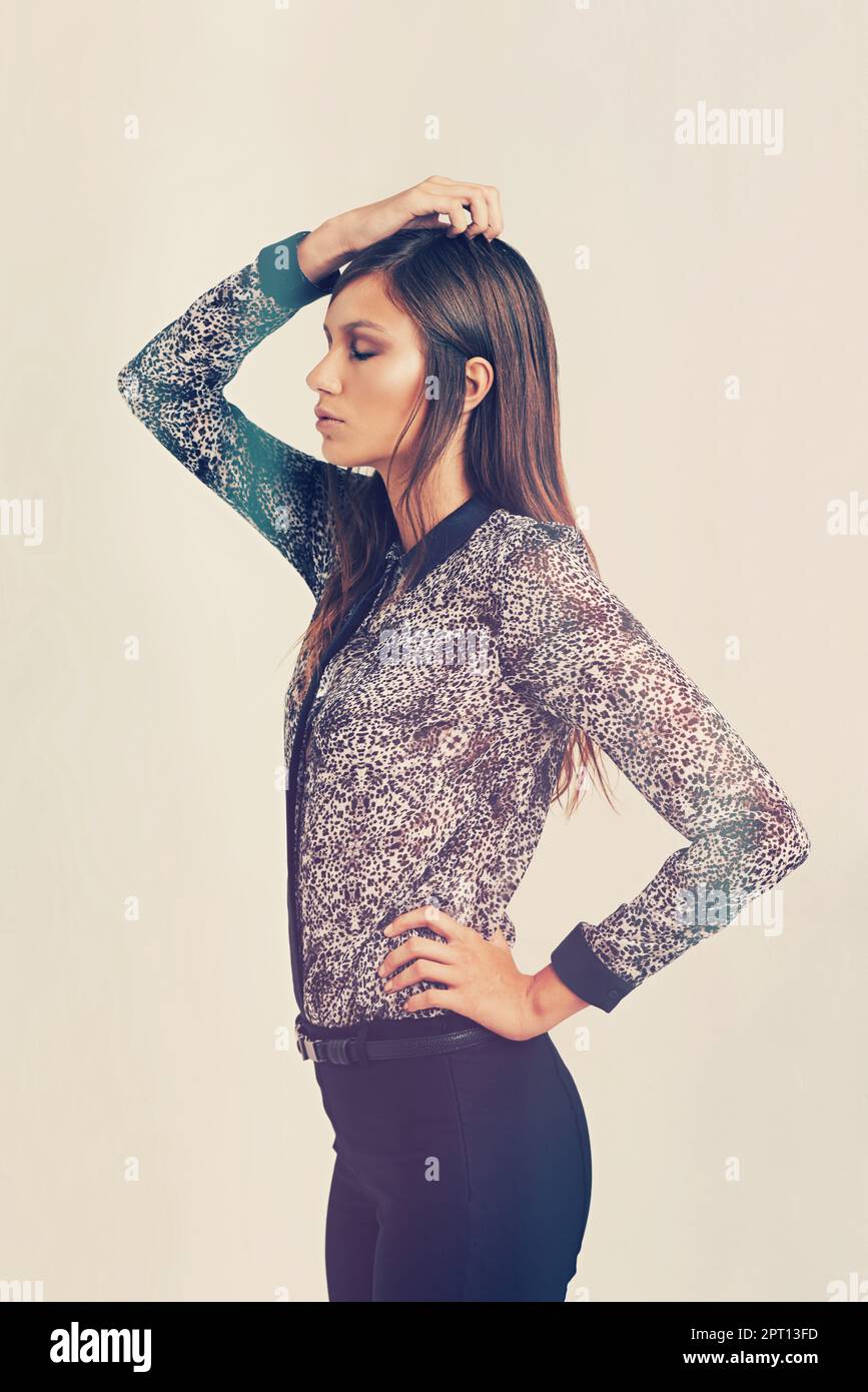 Singular model hi-res stock photography and images - Alamy