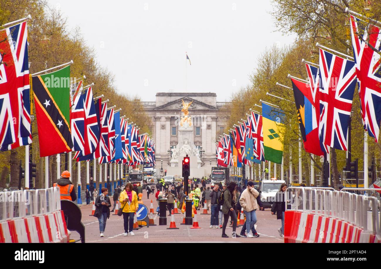 London, UK. 27th April 2023. Union Jacks and flags of Commonwealth ...