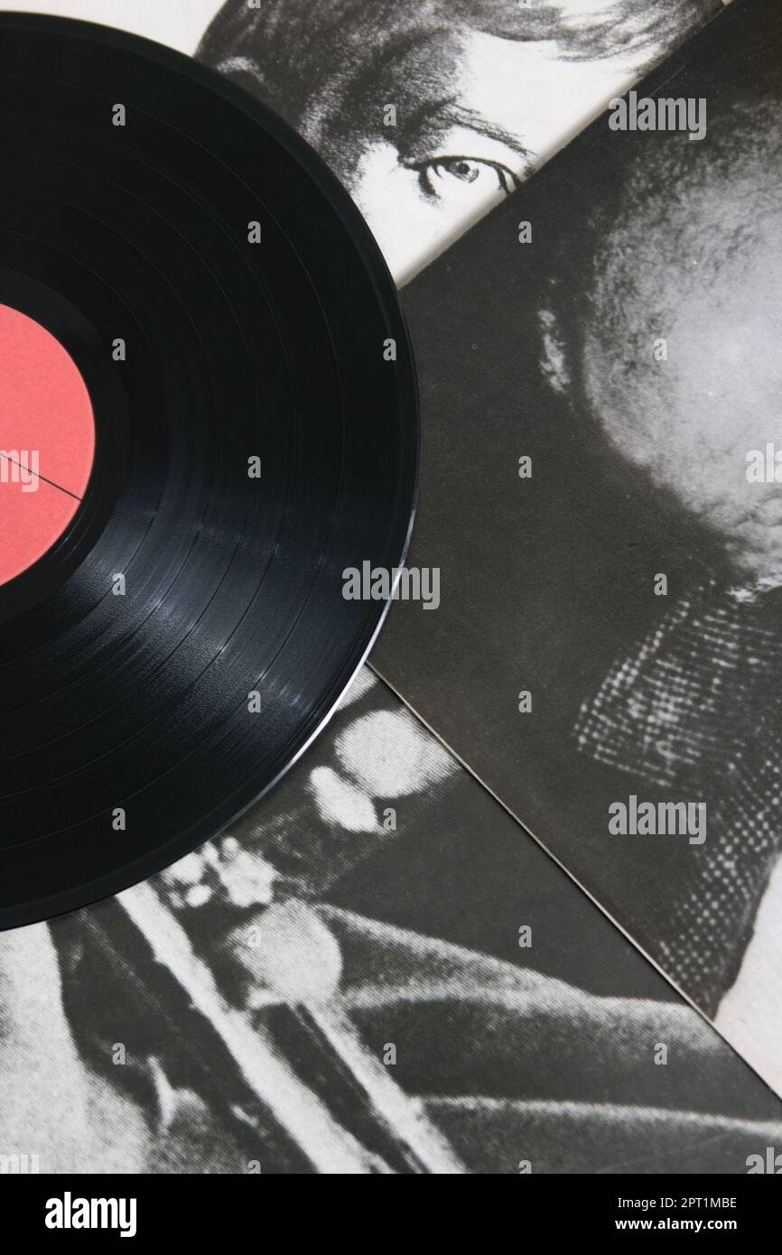 Retro recording 1970s hi-res stock photography and images - Alamy