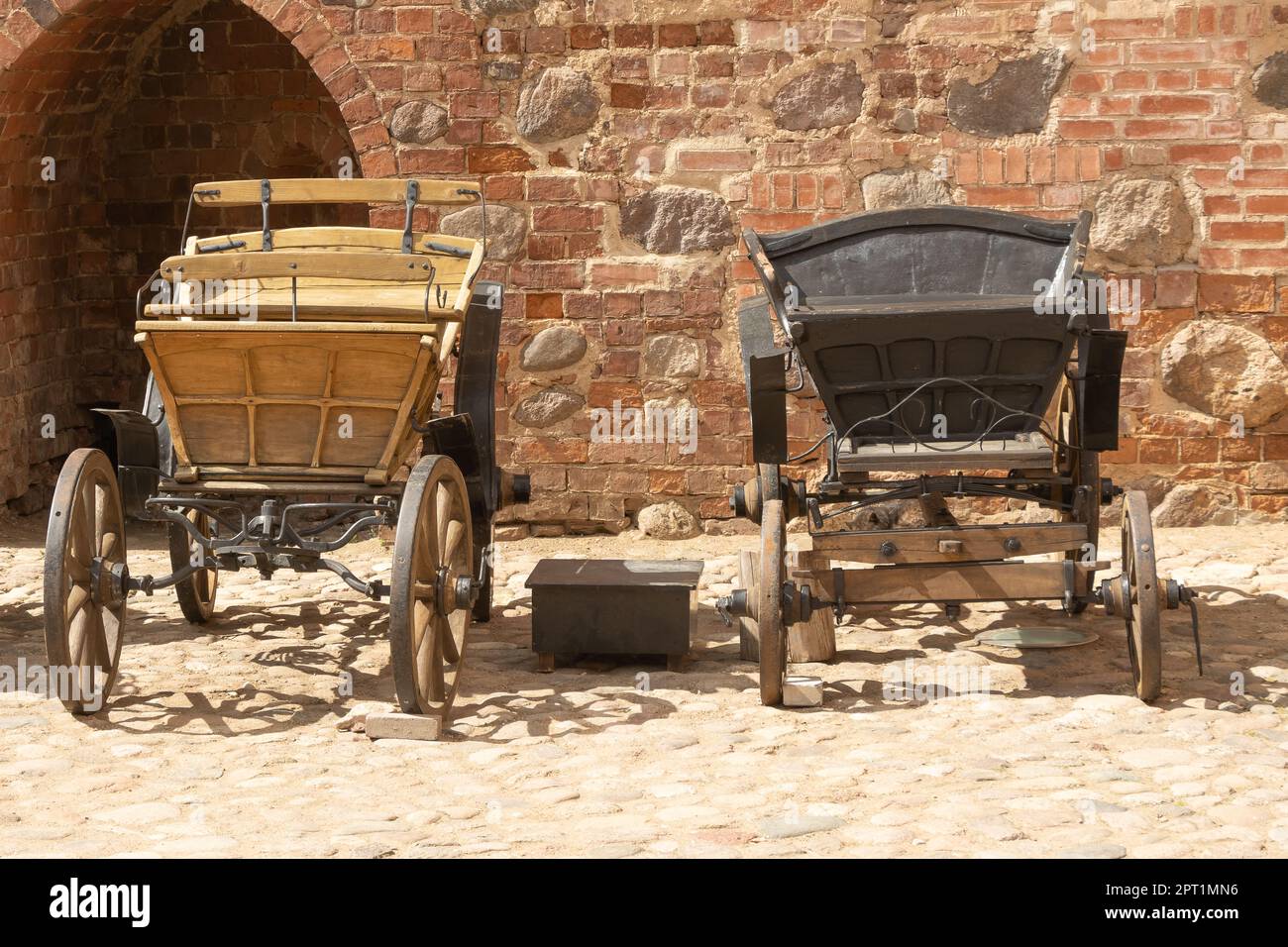antique wooden carriages for horse-drawn carriages Stock Photo - Alamy