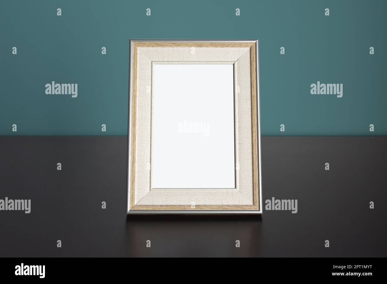 Emerald green frame hi-res stock photography and images - Alamy