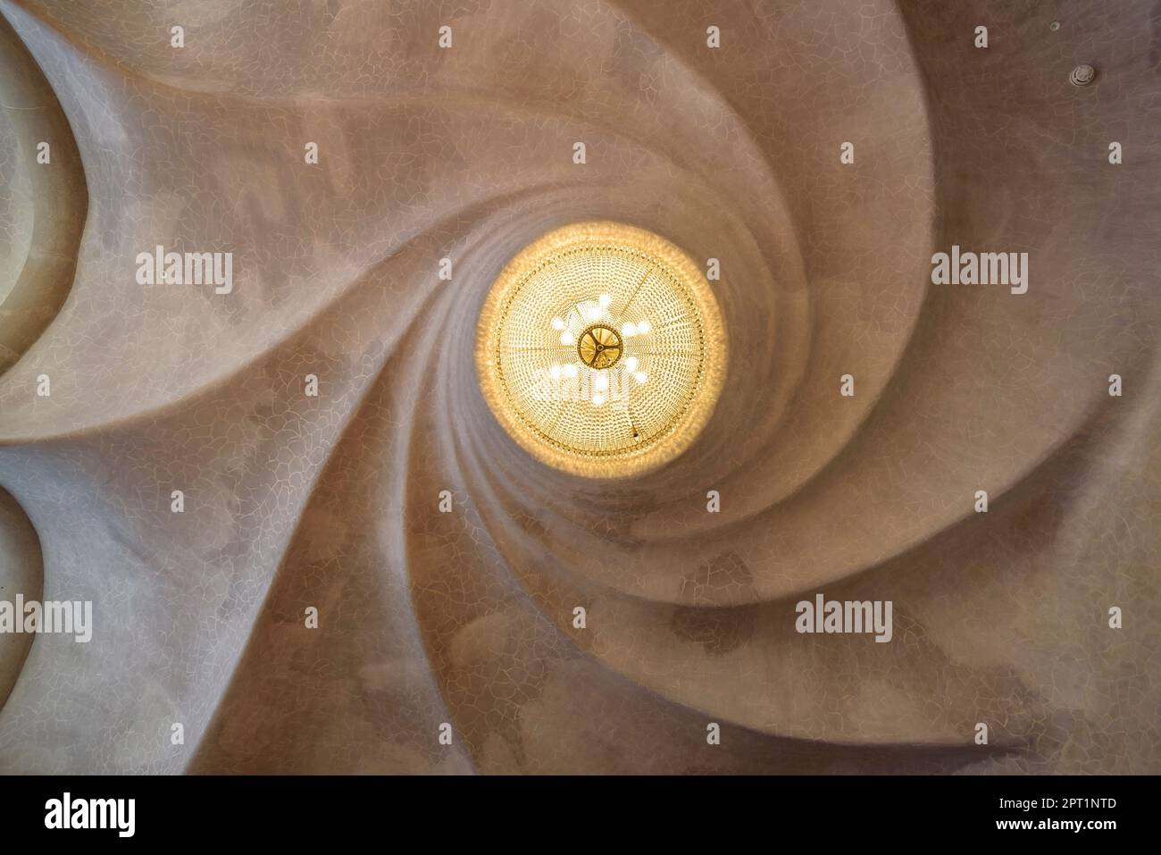 Casa batllo techo hi-res stock photography and images - Alamy