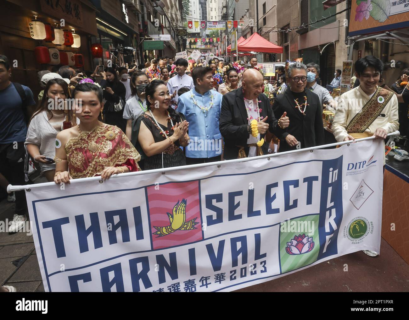 (L to R) Thai Trade Commissioner Chaturont Pisanapipong, Consul General ...