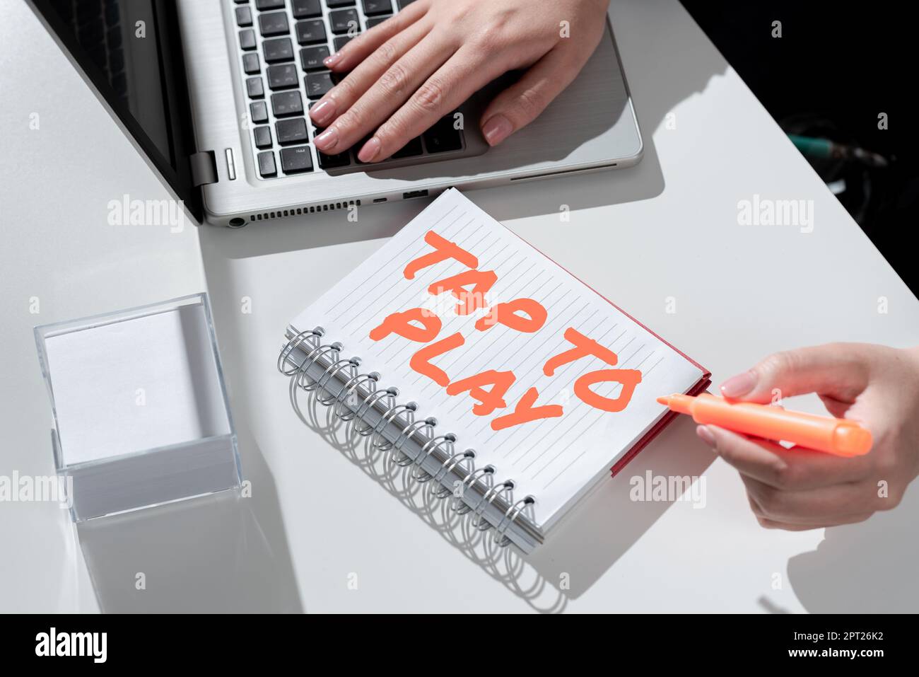 Hand writing sign Tap To Play, Word for Touch the screen to start ...