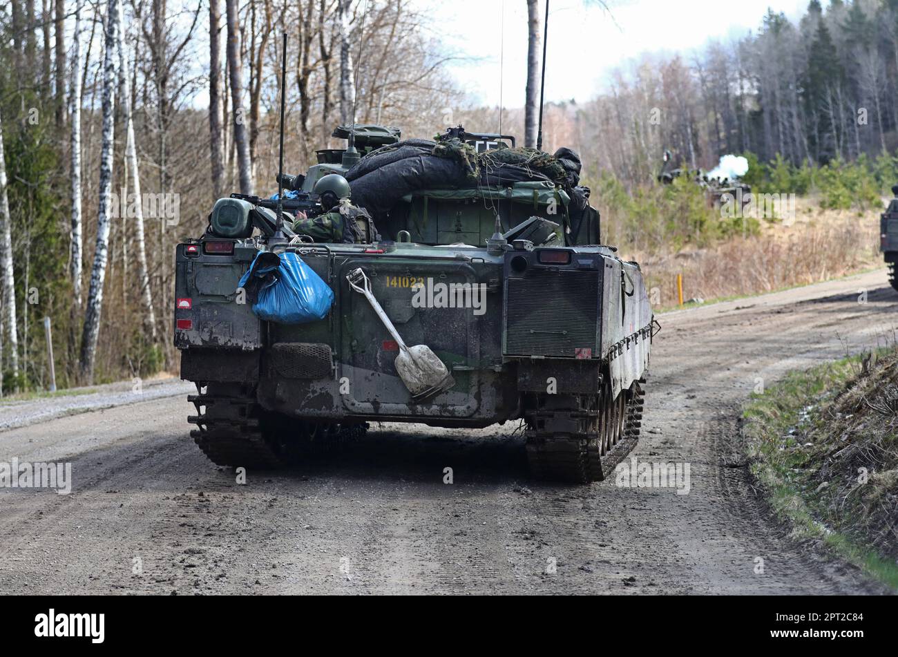 Swedish soldiers on Combat Vehicle 90 (CV90), In Swedish: Stridsfordon ...
