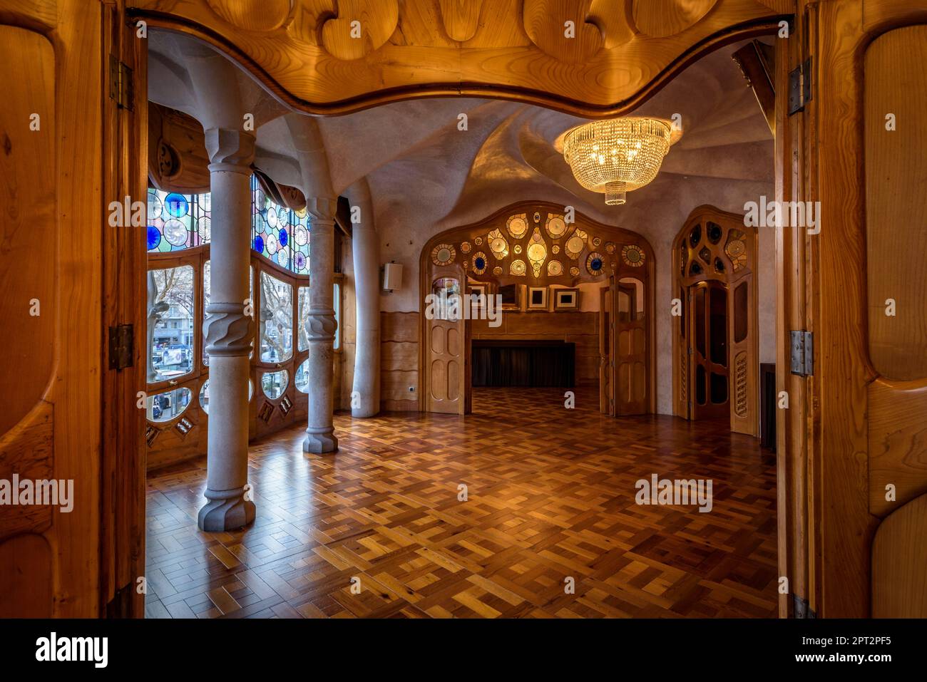 Main hall of the noble floor of Casa Batlló designed by Antoni Gaudí ...