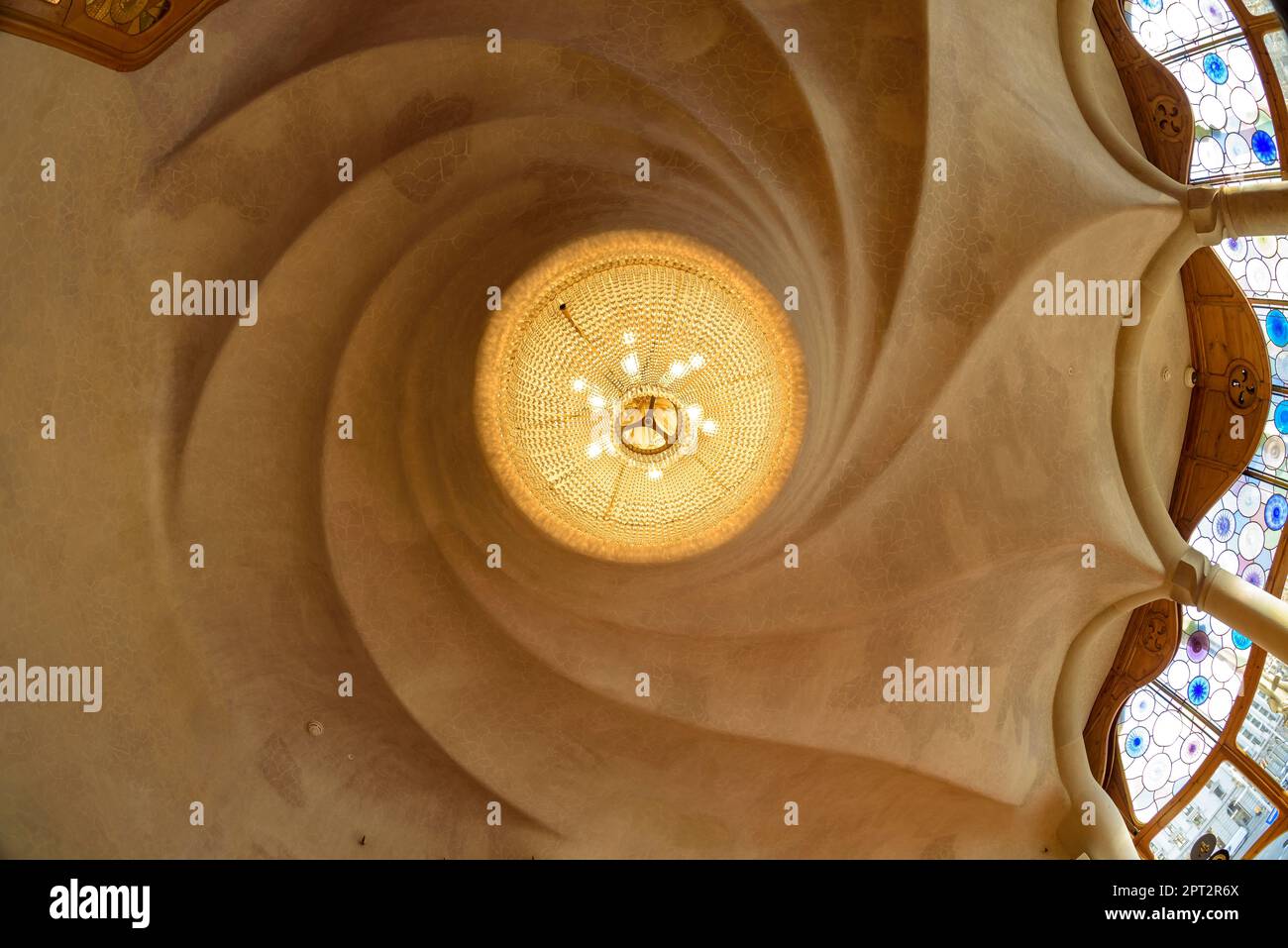 Casa batllo techo hi-res stock photography and images - Alamy