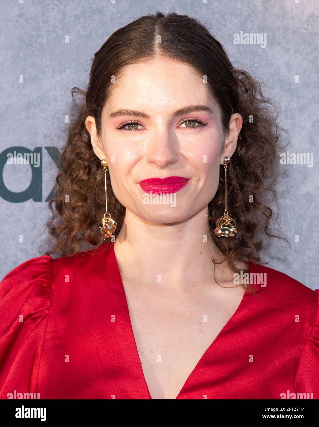 Olivia grace applegate hi-res stock photography and images - Alamy